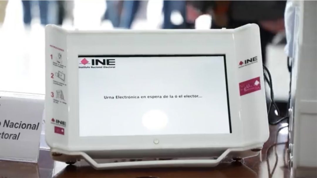 INE presenta urnas electrónicas para elección en Edomex